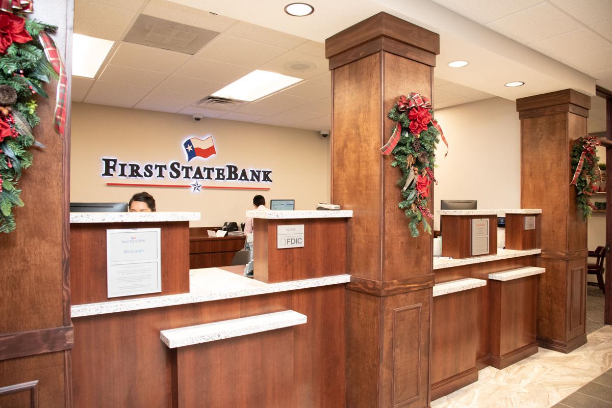 First State Bank hosts grand opening | News | athensreview.com