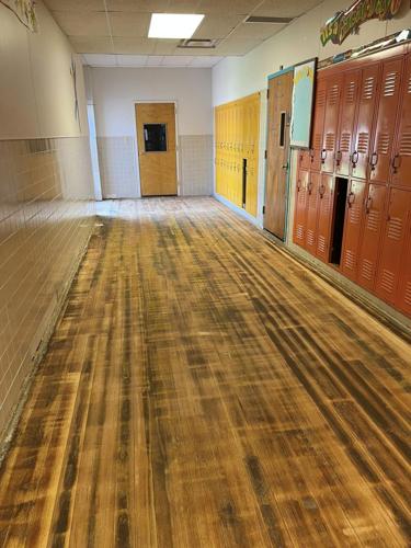 Sheriff’s Department helps repair Trinidad School | News | athensreview.com