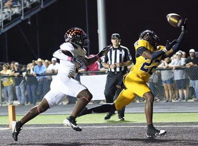 Sports: Malakoff outgrowls Commerce Tigers | Sports | athensreview.com