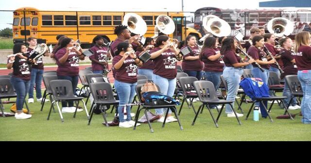 Athens races by Waxahachie Life | Sports | athensreview.com