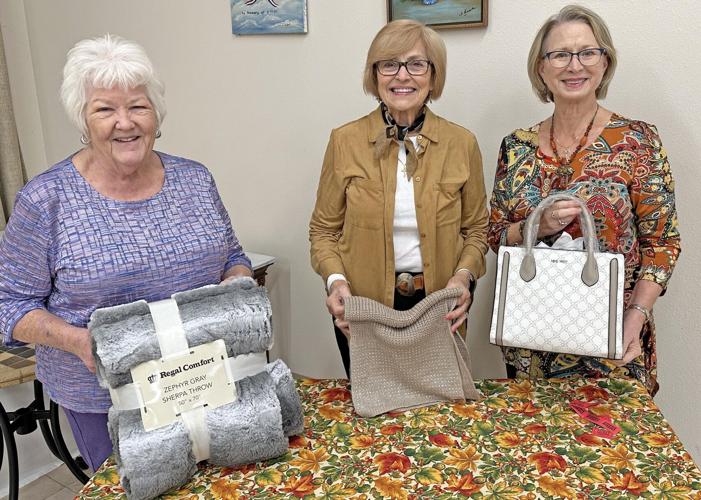 Speaker shares life of Goldie Hawn at Cedar Creek Lake Literary Club ...