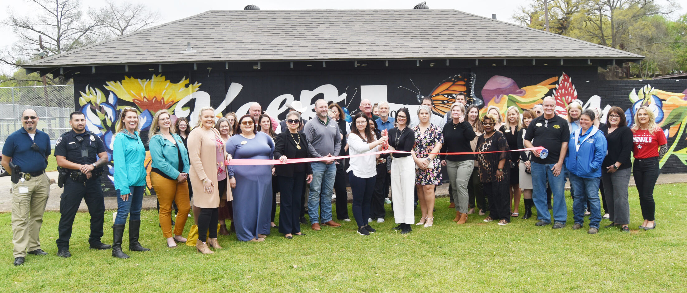 TVCC instructor transforms buildings into works of art | News ...