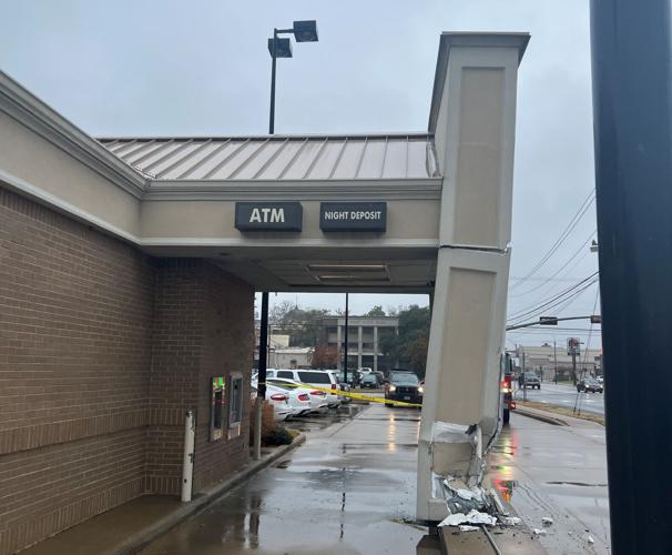 Driver strikes First State Bank ATM | News | athensreview.com