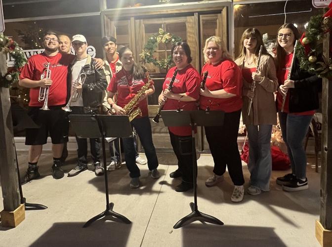 TVCC Music Department students perform a Sidewalk Concert | News | athensreview.com