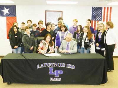 Under agreement, Murchison students may attend LaPoynor High School ...