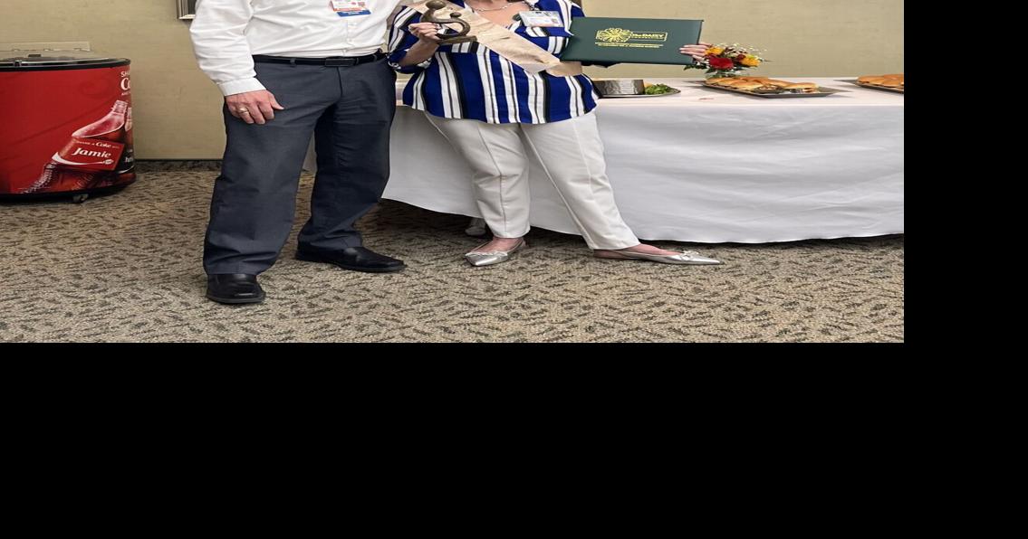 UT Health Athens nurse receives DAISY Award | | athensreview.com