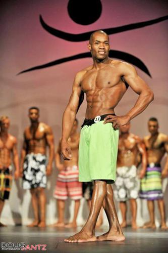 Enoch, Jr. wins Tyler Men’s Physique event | Sports | athensreview.com