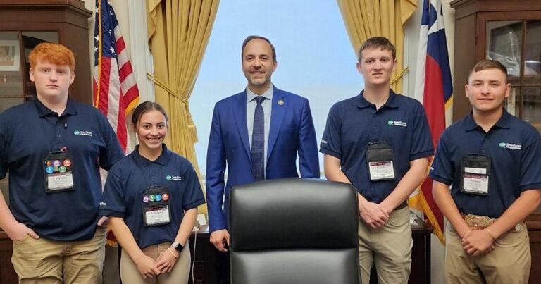 Students explore Washington D.C. courtesy of TVEC | News | athensreview.com