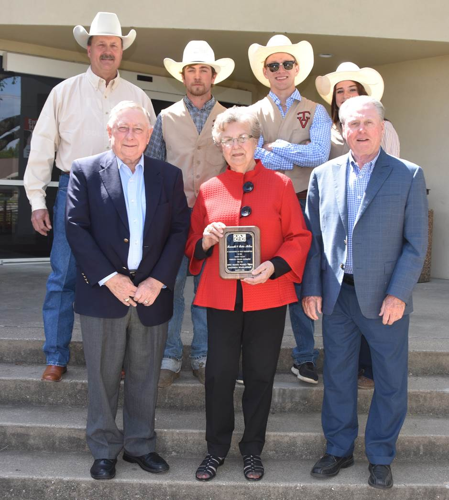 Scholarship established to honor late TVCC bull rider Mike McGee ...