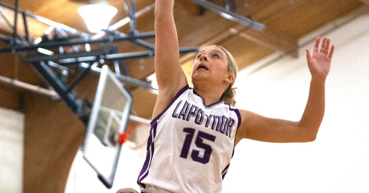 Sports: LaPoynor stuns Hawkins in regional semi | Sports | athensreview.com