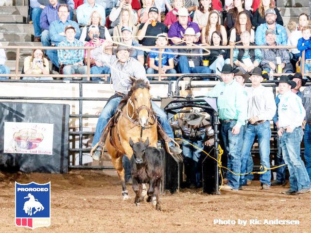 Major winter rodeos underway | Sports | athensreview.com