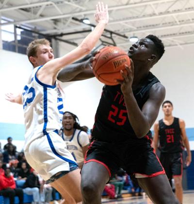 Sports: TVCC men open with win | Sports | athensreview.com