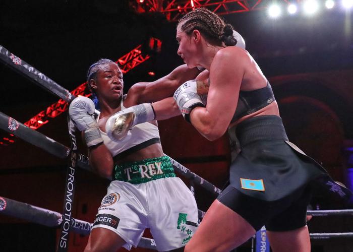Claressa Shields defeats Christina Hammer | Gallery ...
