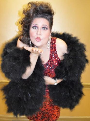 Learn to crack a joke with comedian Michelle Tomko | Arts and ...