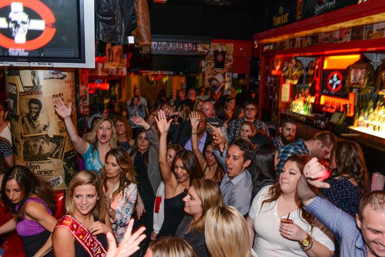 Planet Rose Karaoke bar at Tropicana | Featured | atlanticcityweekly.com