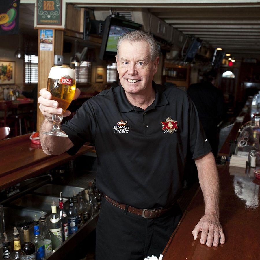 After a fire, Gregory’s is still a great ‘man bar,’ but adds ‘much ...