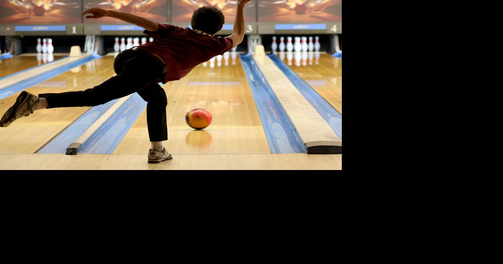 Auburn bowling hosts Baldwinsville (photos, video)