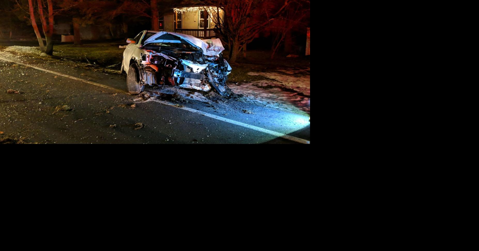 Owasco Fire Department: Person hospitalized after car hit tree