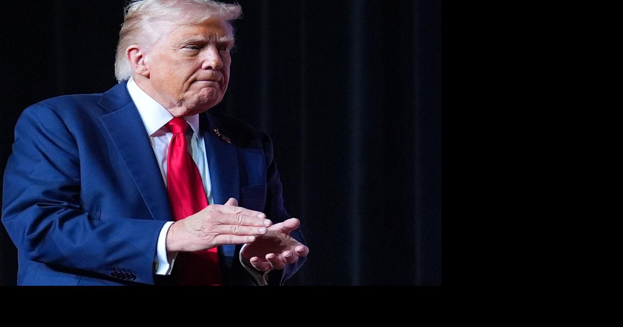 Trump directs Pentagon to ensure troops are paid