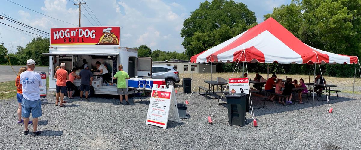 Hog n' Dog Grill: Food trailer opens on Auburn's north side