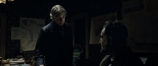 'Lincoln' trailer gives first look at Strathairn as Seward