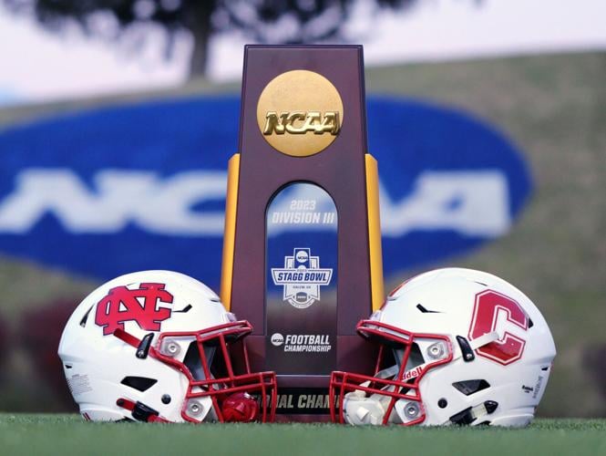 Two Auburn football players part of history-making Cortland team