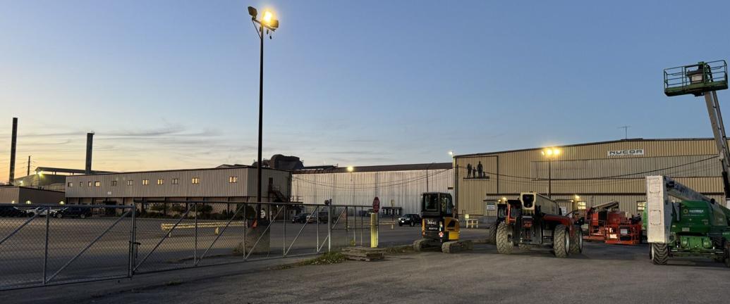 Highly visible smoke in Auburn caused by tire fire at Nucor