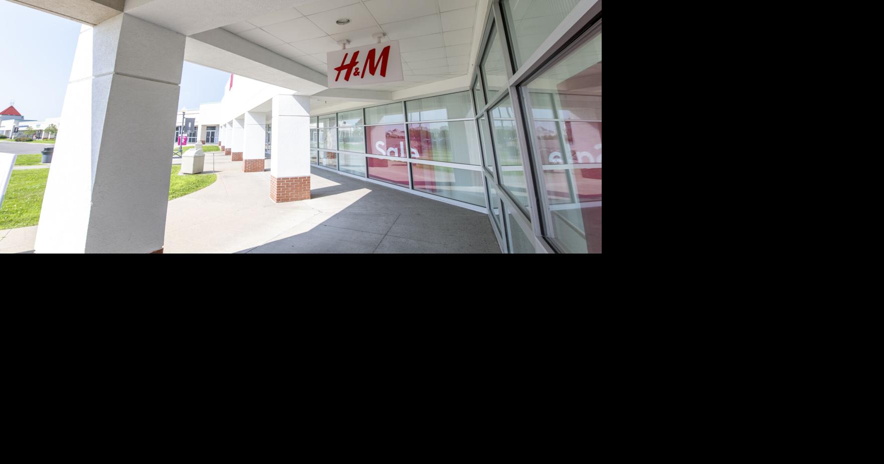 Waterloo Premium Outlets mall changes name