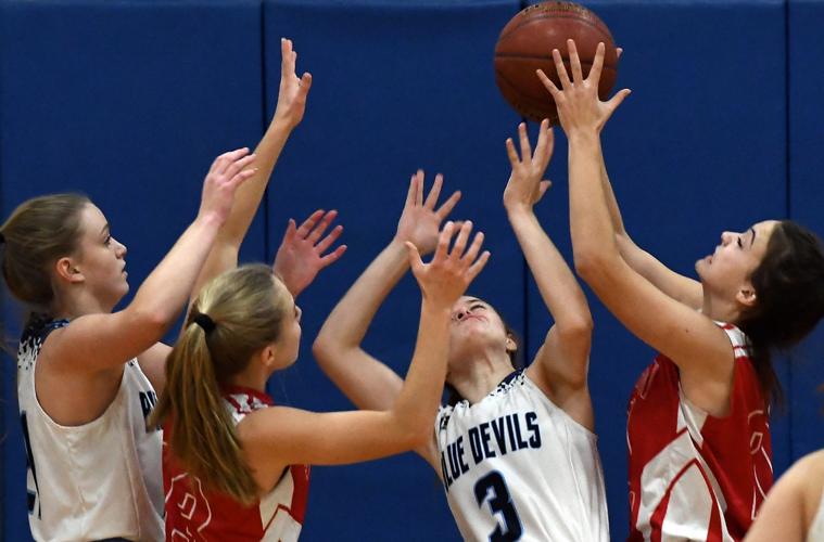 Moravia girls basketball takes advantage of Southern Cayuga's off night ...