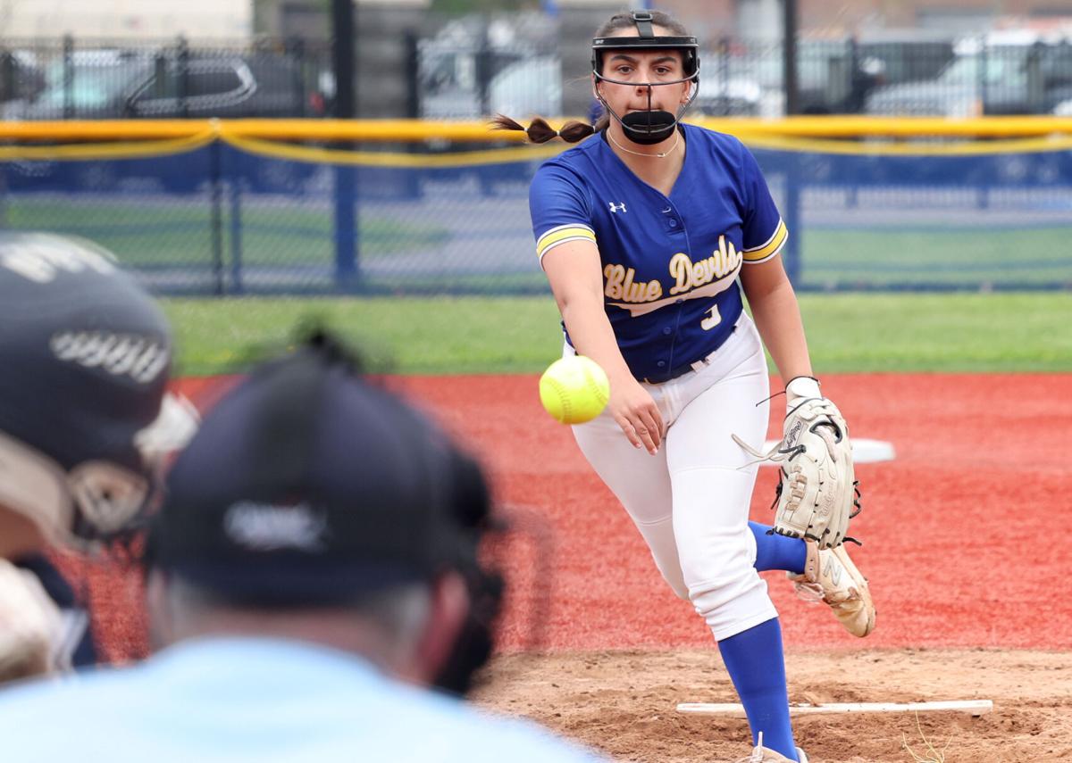 Cato-Meridian loses to APW in softball sectionals