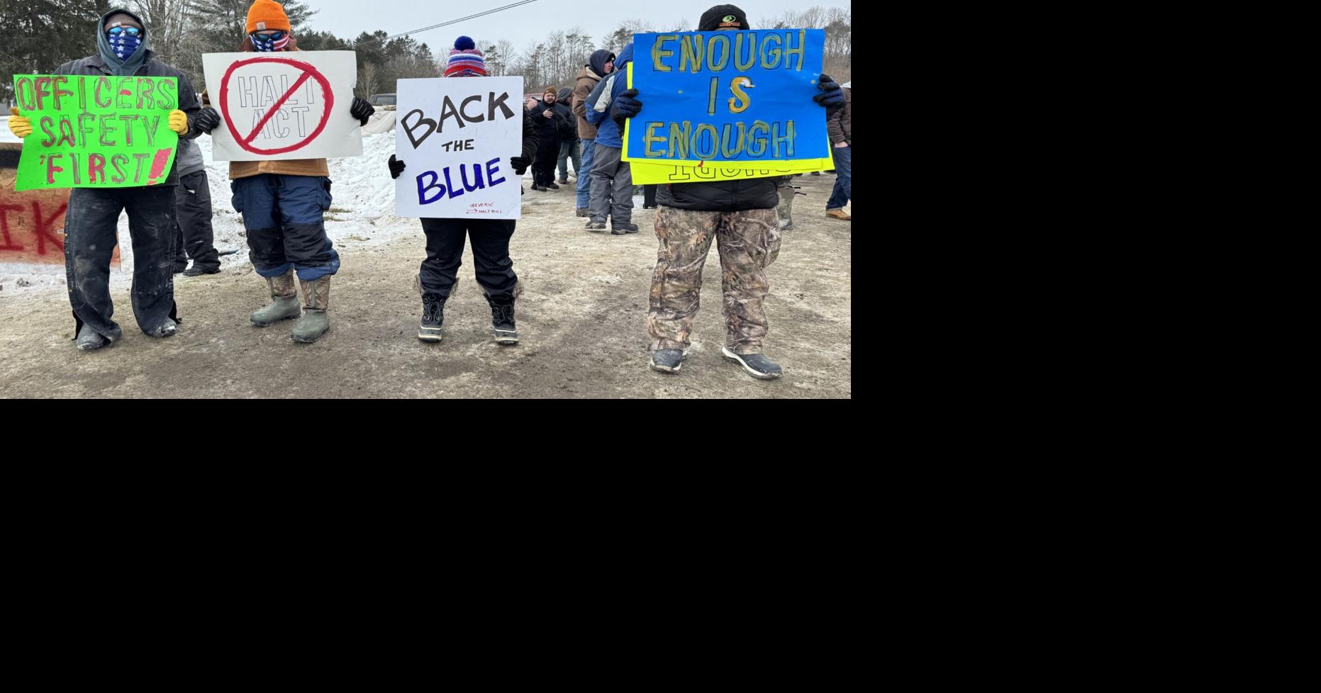 What are NY correction officers' demands to end strike?