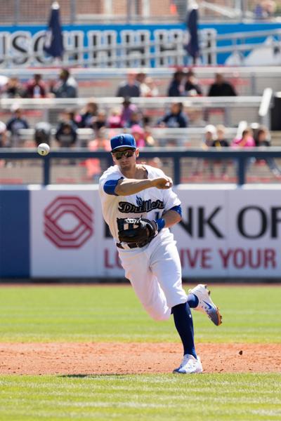 Auburn native Tim Locastro called up to the Los Angeles Dodgers