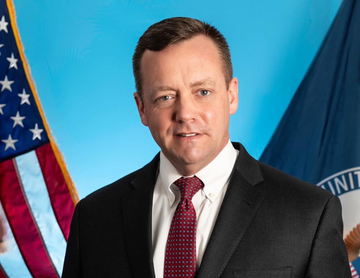 'Son of a bricklayer from Auburn' has one of the most interesting jobs ...