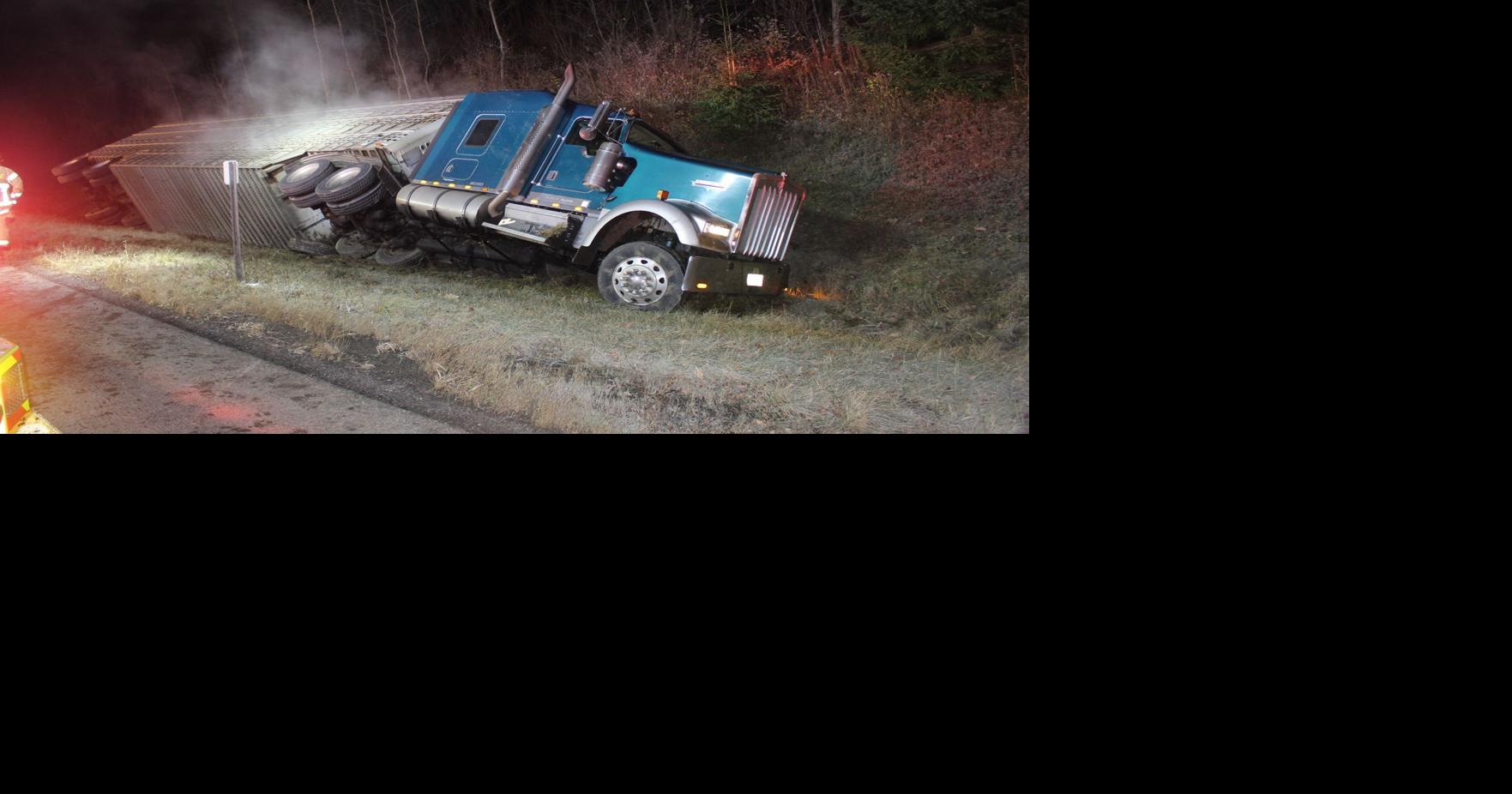 Tractor trailer with livestock from Sennett crashes in Cortland County