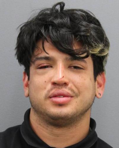 Auburn man arrested after 'man with a knife' complaint at downtown bar