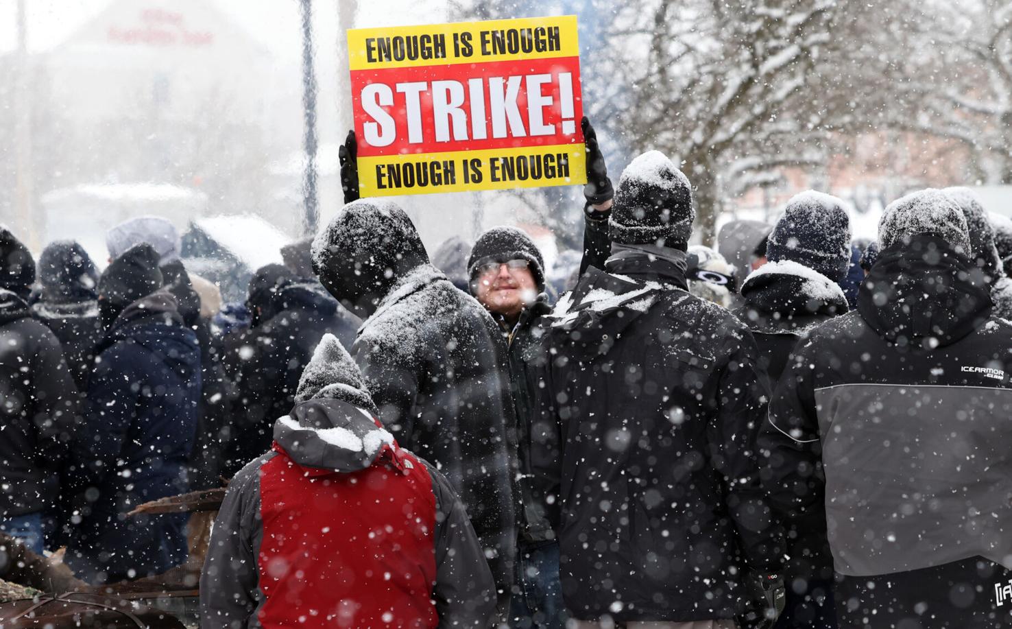 National Guard arrives at Auburn prison amid strike
