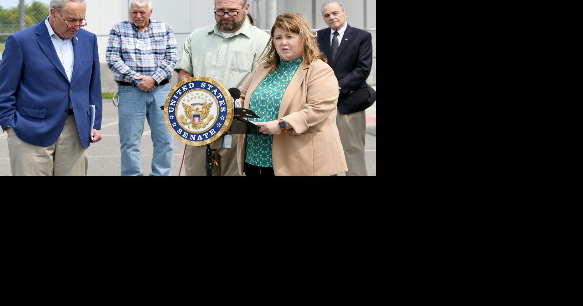 Schumer: Farm bill extension avoids 'dairy cliff'