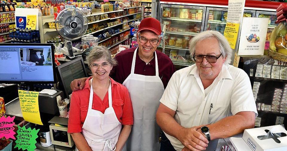 Ormie King: Give thanks to Auburn's legendary Maxwells