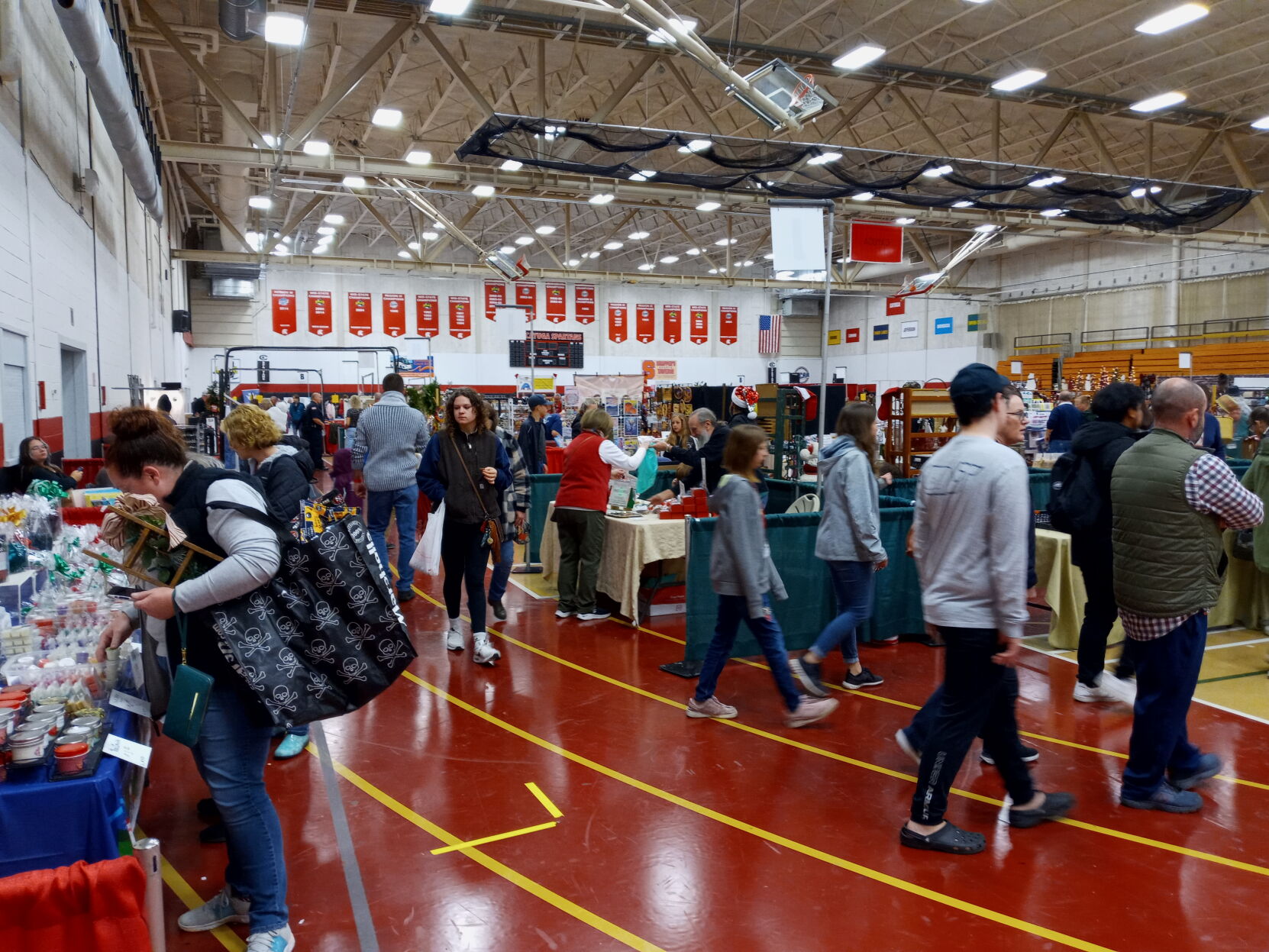 Cayuga Community College to host 50th Holiday Craft Fair