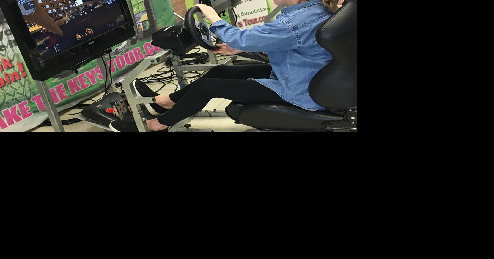 Students learn from drunk driving simulation at Auburn High School