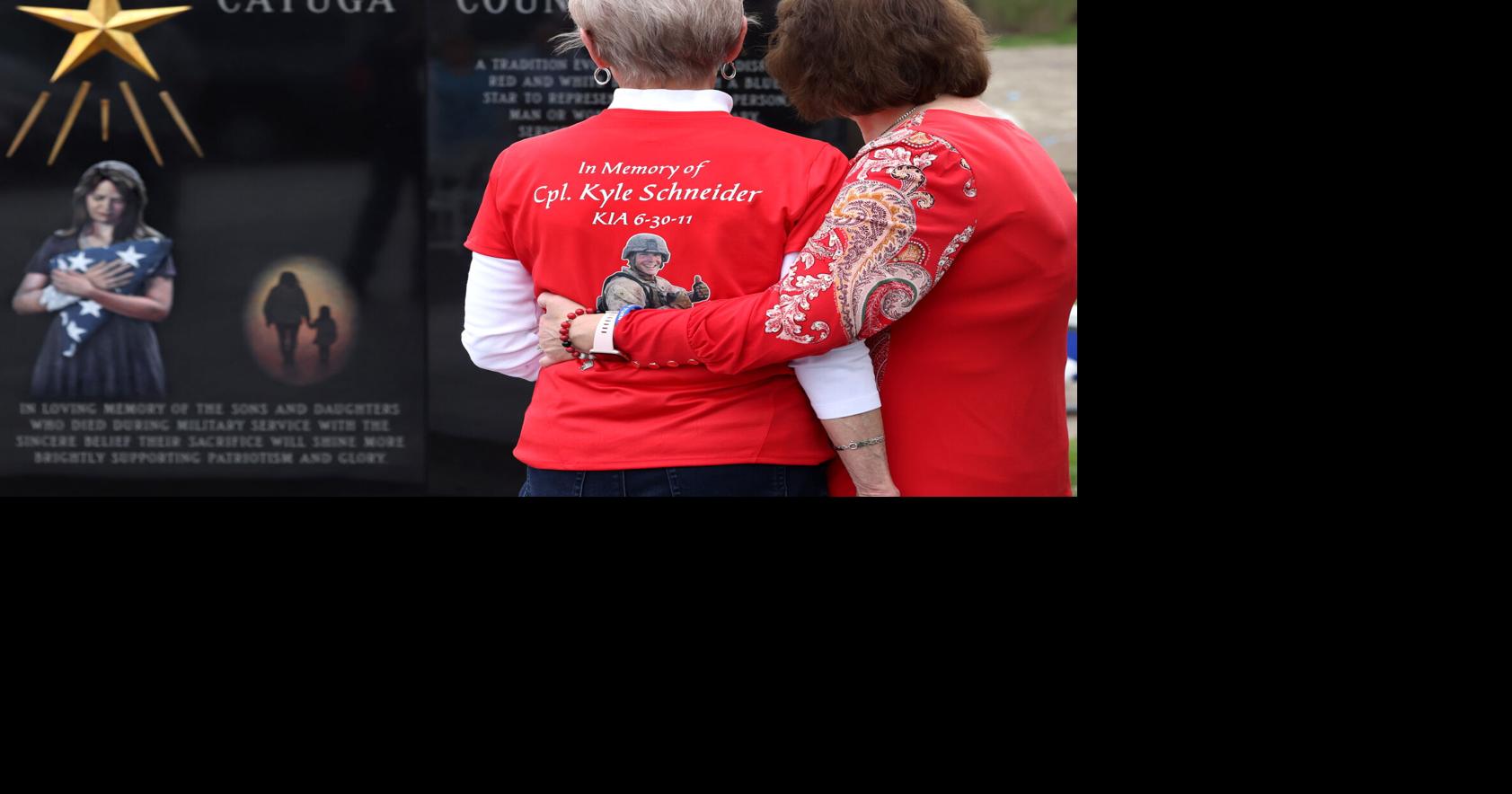 Cayuga County Gold Star Mothers memorial unveiled (photos)