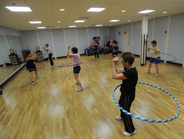 Class of adults brings back hula hoops