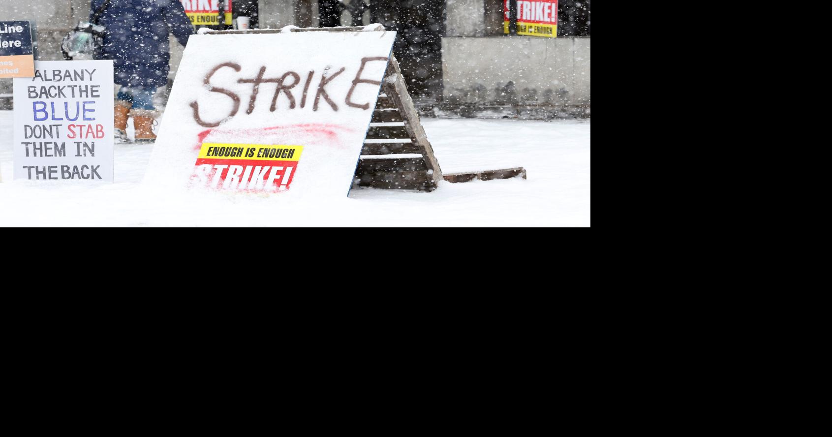 DOCCS bus set on fire amid NY correction officer strike