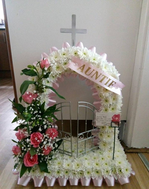 Cosentino: What flowers do I send for a funeral?