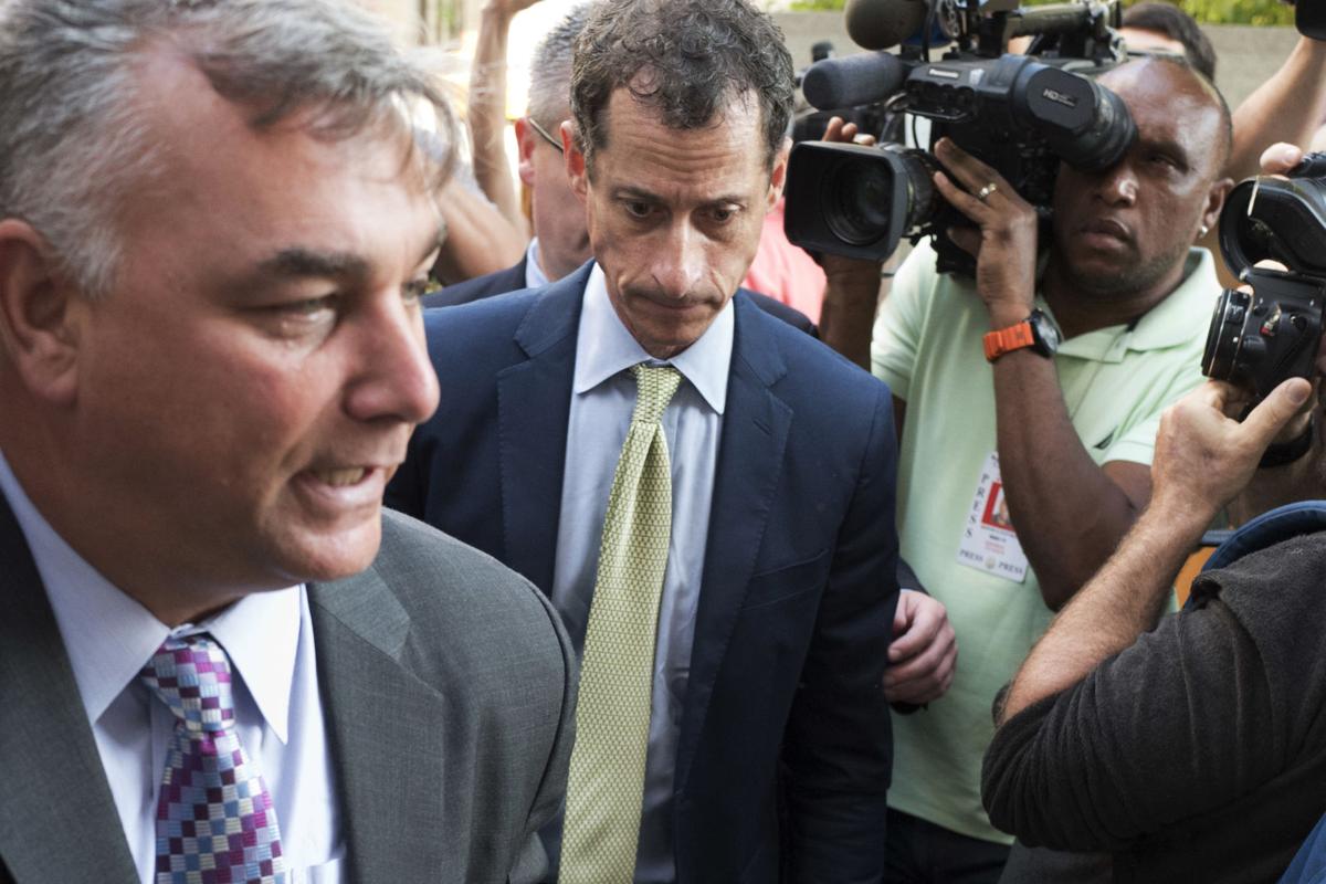 Anthony Weiner sentenced to 21 months in sexting case