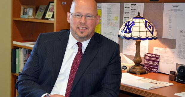 Skaneateles Superintendent Kenneth Slentz staying put, no longer ...