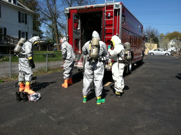 Crews investigate possible meth lab in Owasco Street home | Local News ...