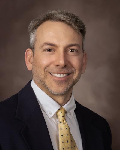 Cayuga professor named to SUNY Distinguished Academy