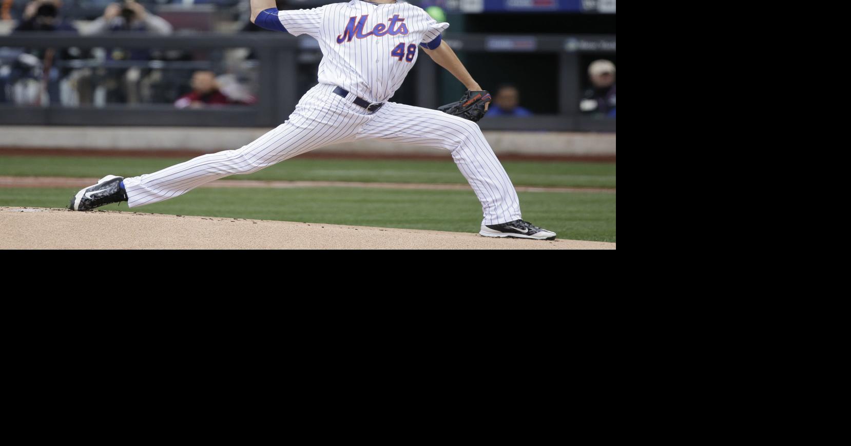 Oh, baby! Mets win home opener behind deGrom, beat Phils 7-2