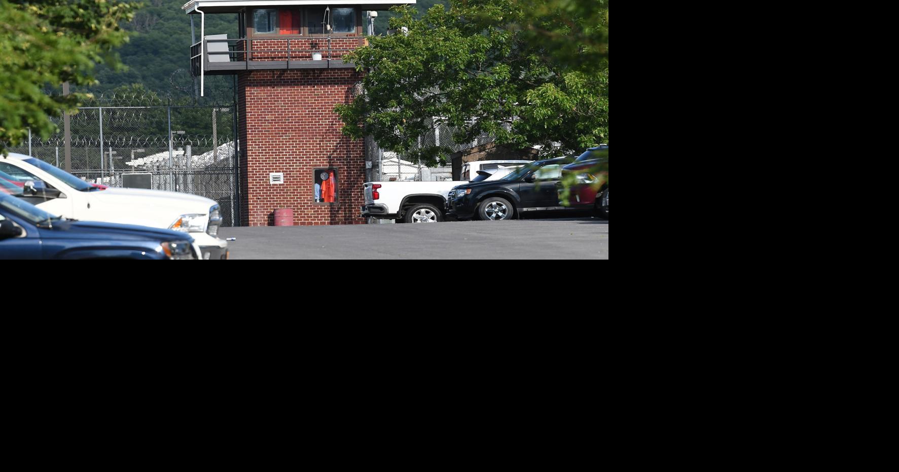 Three officers hurt breaking up inmate fight at NY prison